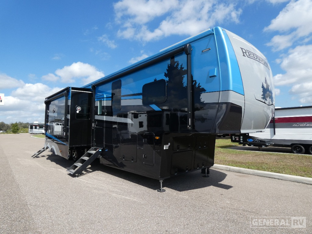 New 2025 Crossroads RV Redwood 4512TH Fifth Wheel at General RV | Tampa ...