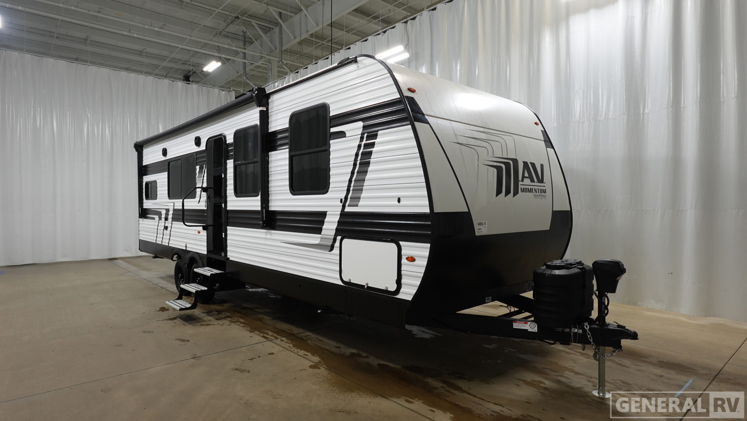New 2026 Grand Design Momentum MAV 27MAV Toy Hauler Travel Trailer at ...
