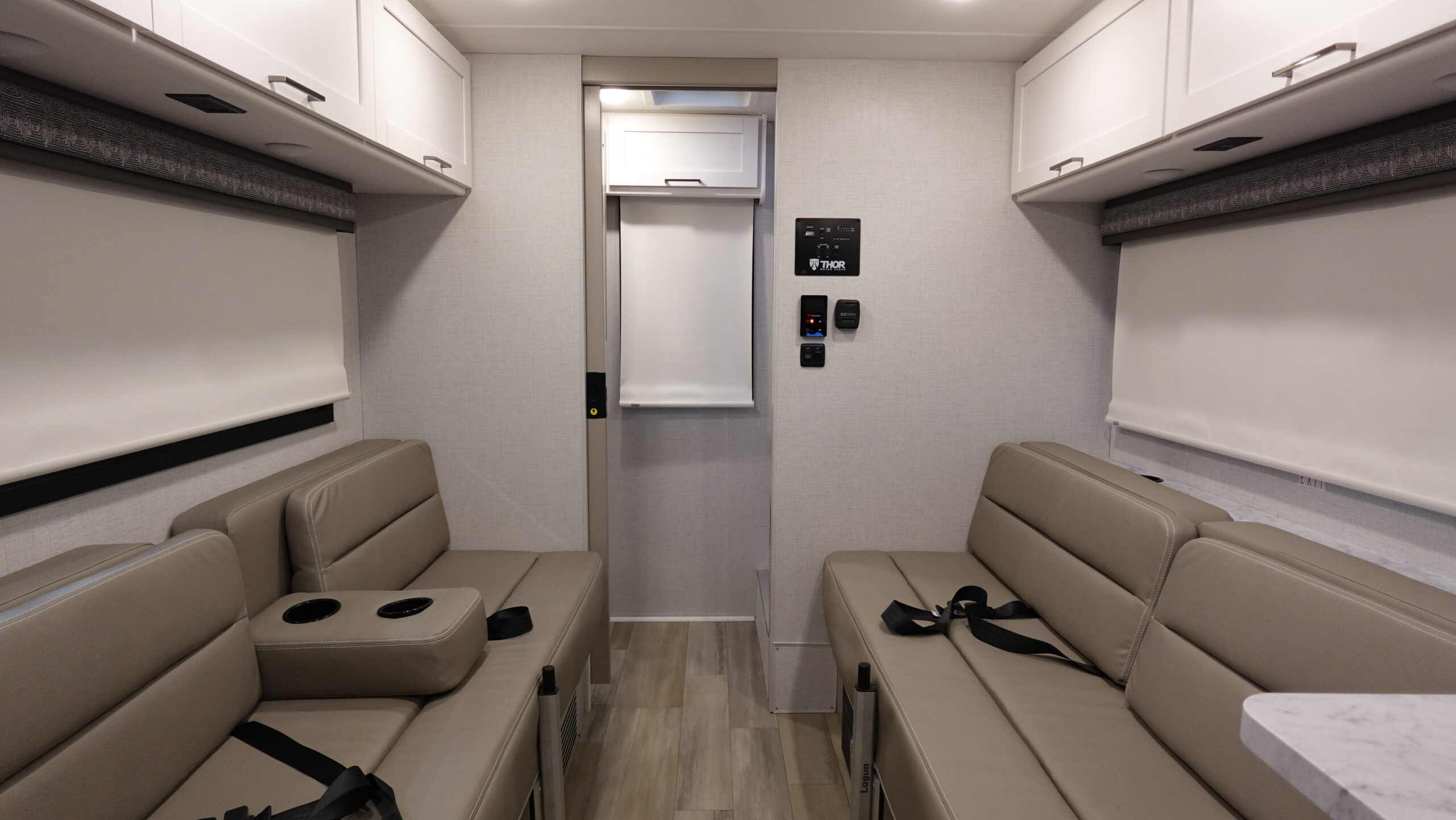 New 2026 Thor Motor Coach PASADENA SE SX19 Chevy for sale in Wixom, MI
