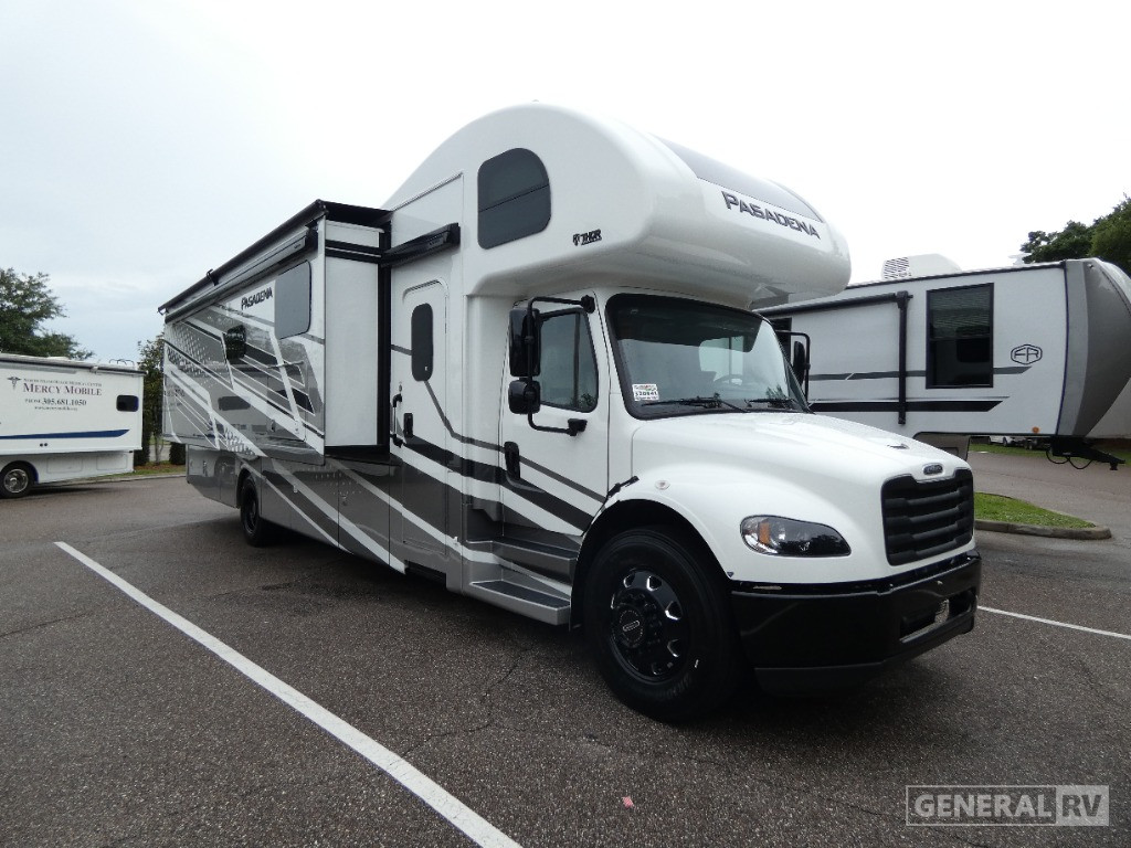 New 2026 Thor Motor Coach Pasadena 38DX Motor Home Super C - Diesel at ...