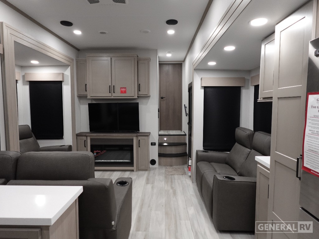 New 2026 Grand Design Momentum G-Class (Fifth Wheel) 415G for sale in ...