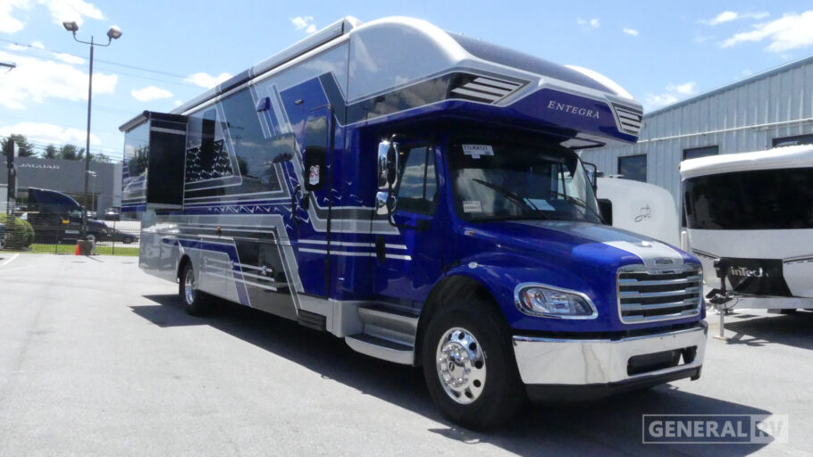 New 2026 Entegra Coach Accolade XL 37K Super C RV - Diesel at General ...