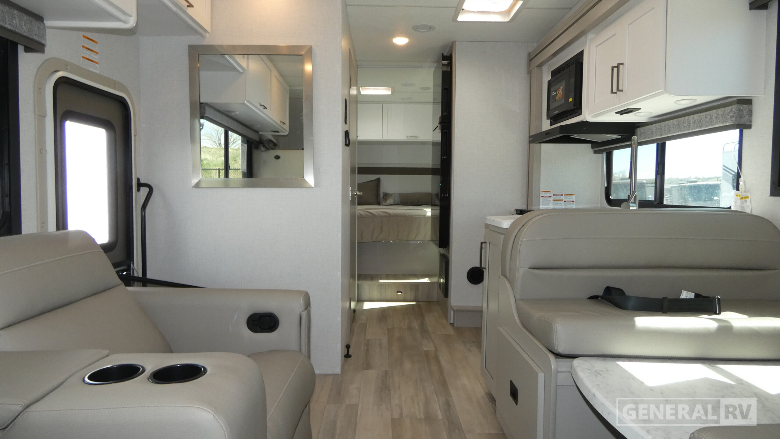 New 2026 Thor Motor Coach PASADENA SE SE28 for sale in South Weber, UT