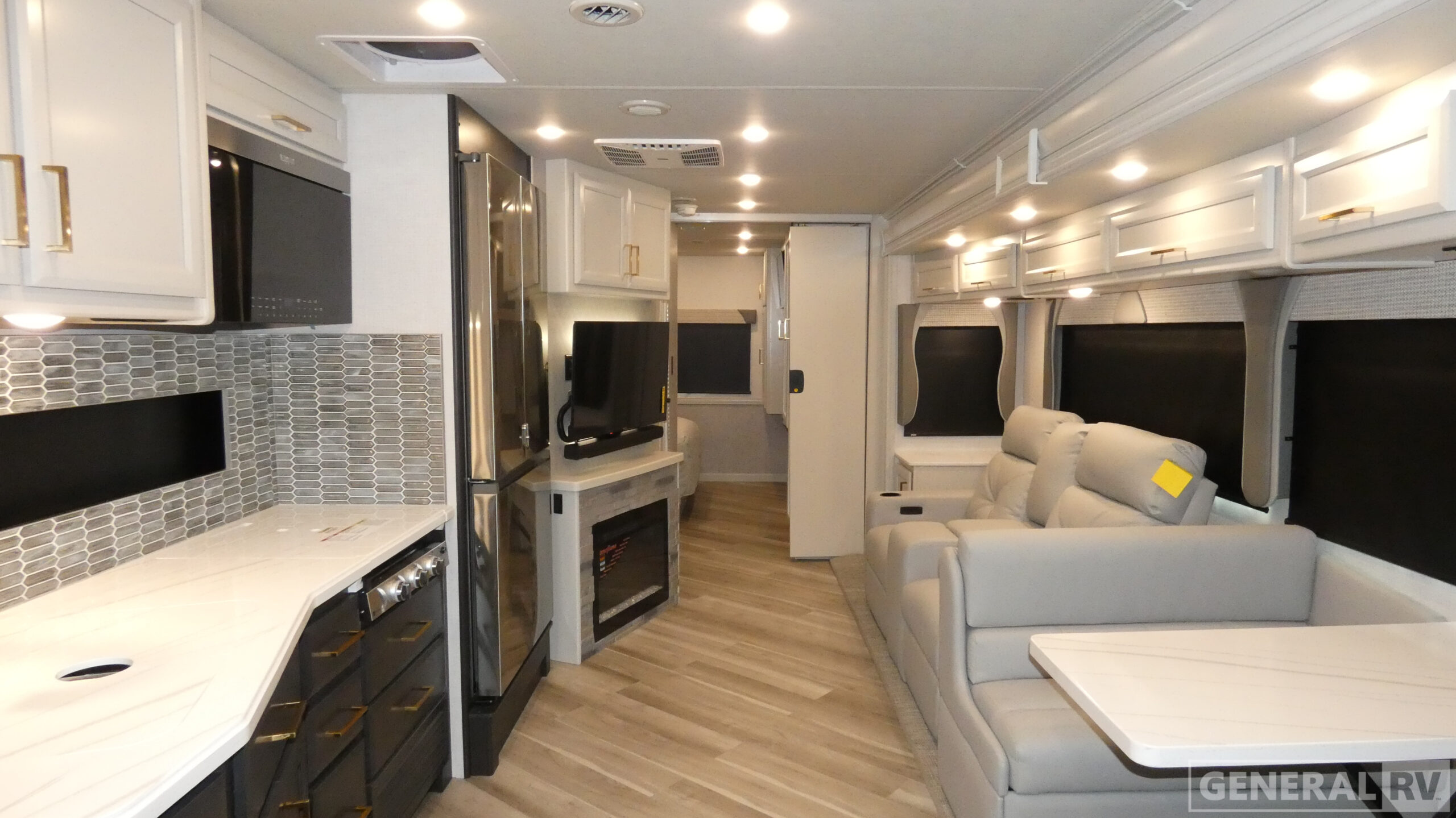 New 2026 Fleetwood Bounder 33C for sale in Ocala, FL