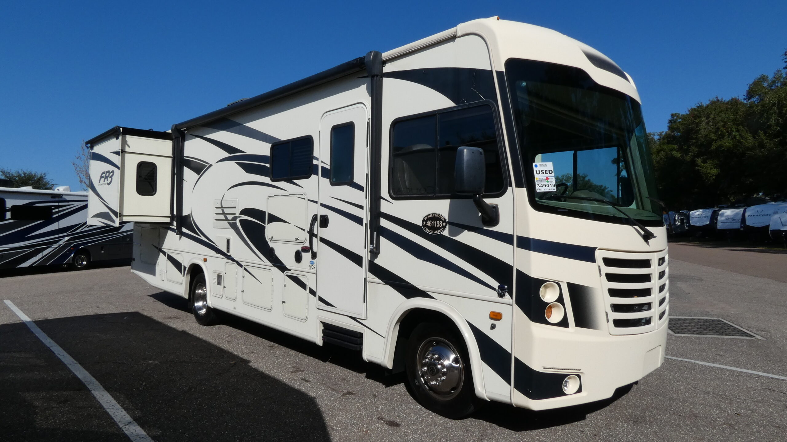 Used 2019 Forest River FR3 30DS for sale in Dover, FL