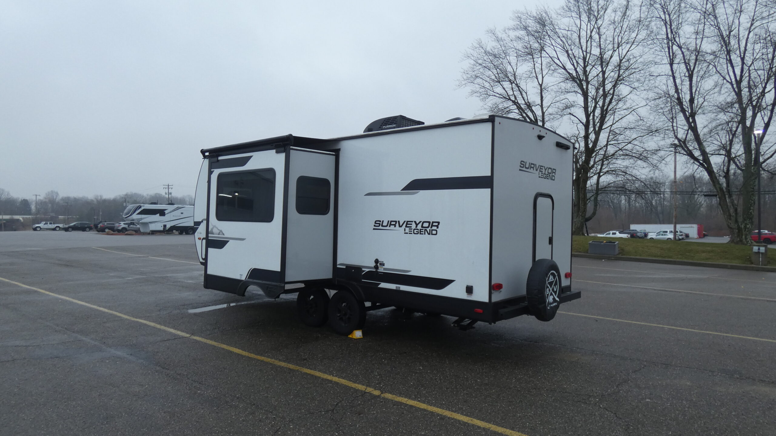 Used 2024 Forest River SURVEYOR 24BHLE for sale in North Canton, OH