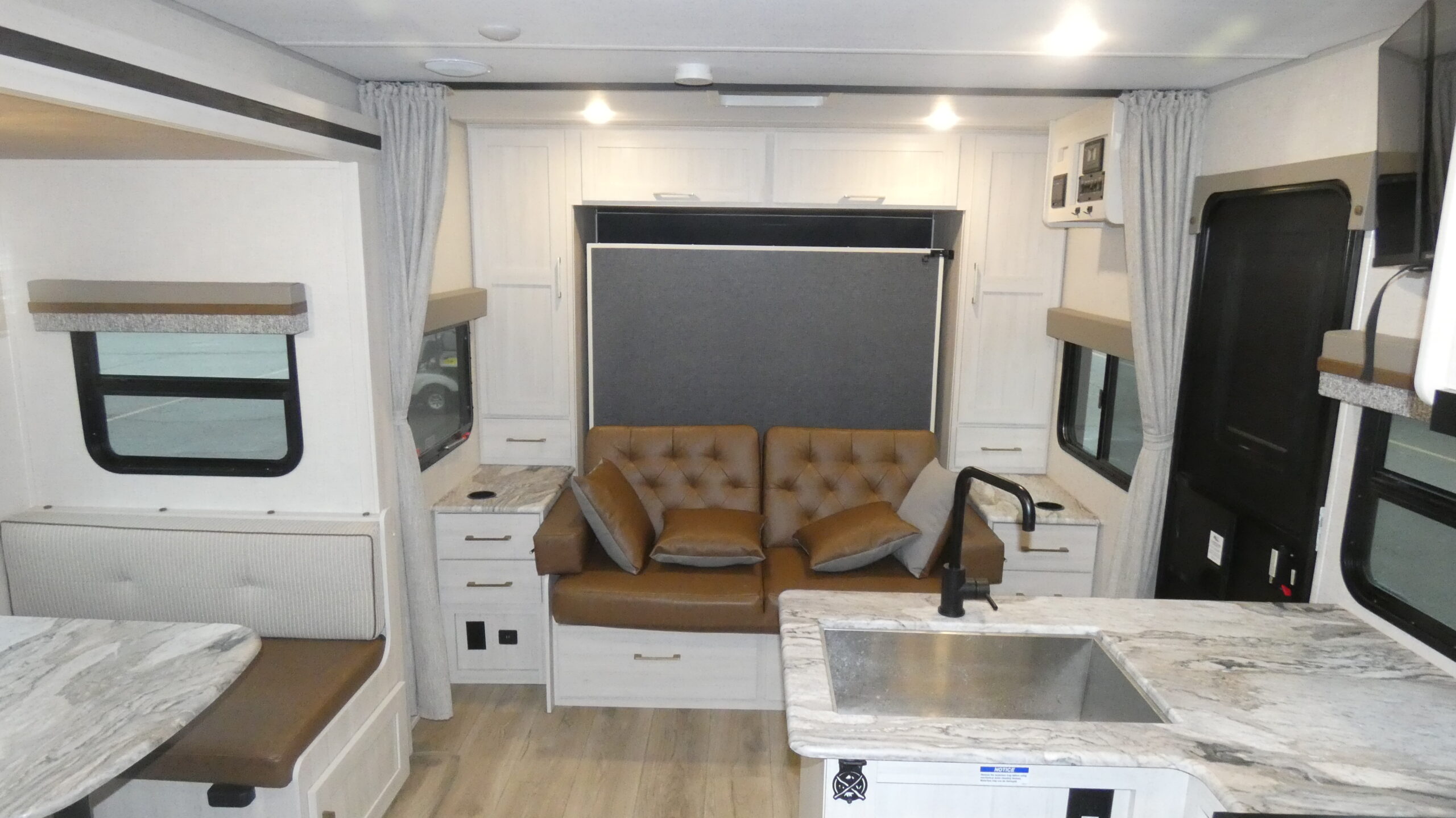 Used 2024 Forest River SURVEYOR 24BHLE for sale in North Canton, OH