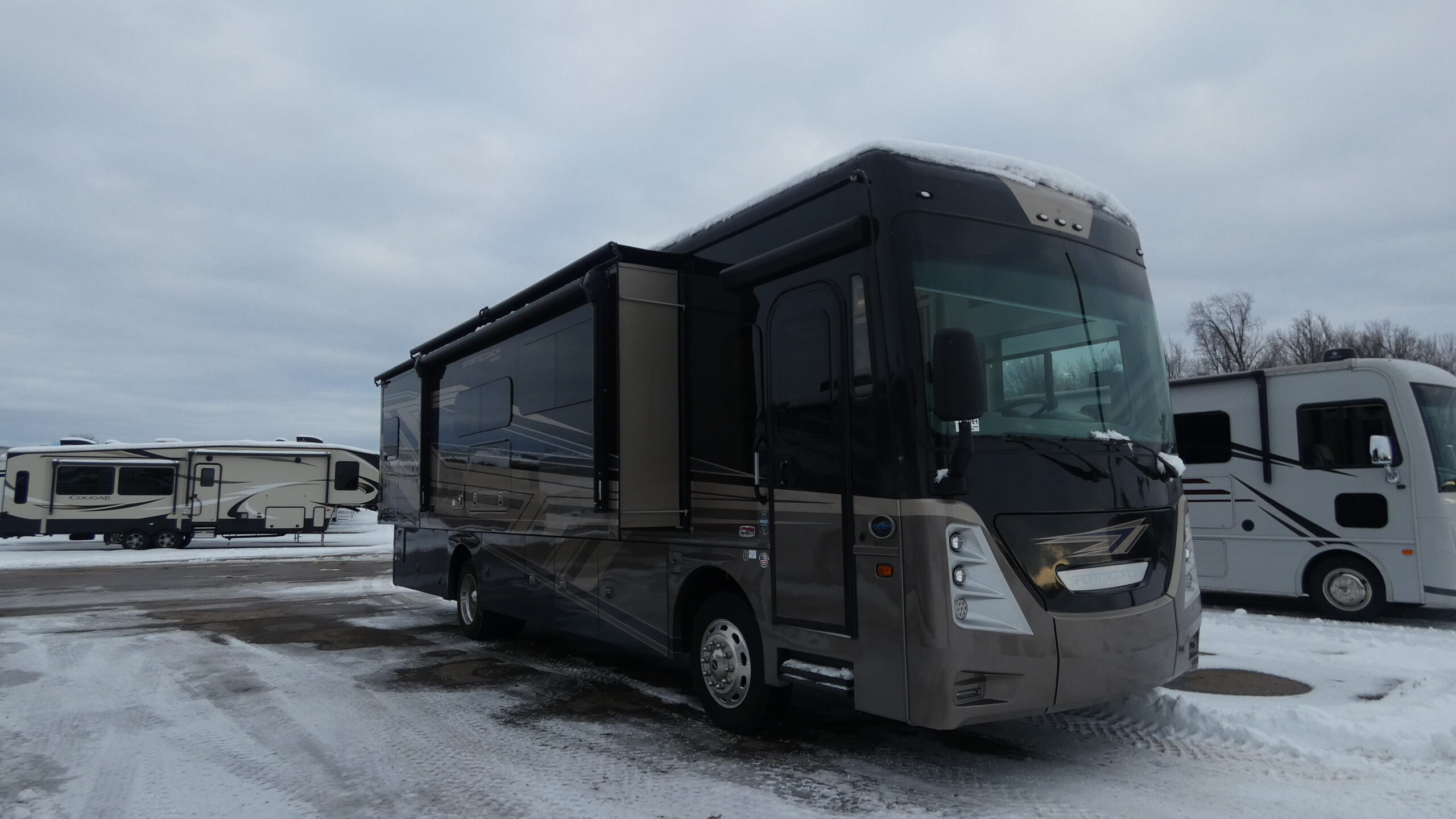 Used 2023 Coachmen Sportscoach SRS 354QS Motor Home Class A - Diesel at ...