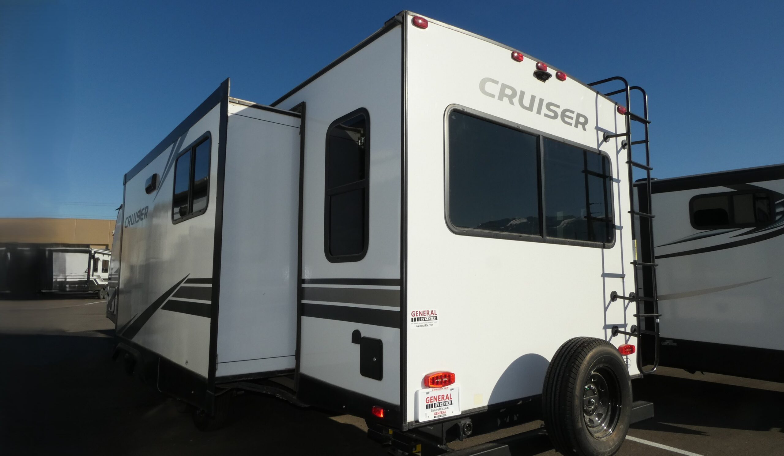 Used 2024 CrossRoads Cruiser Aire (Travel Trailer) CR30RLS for sale in ...