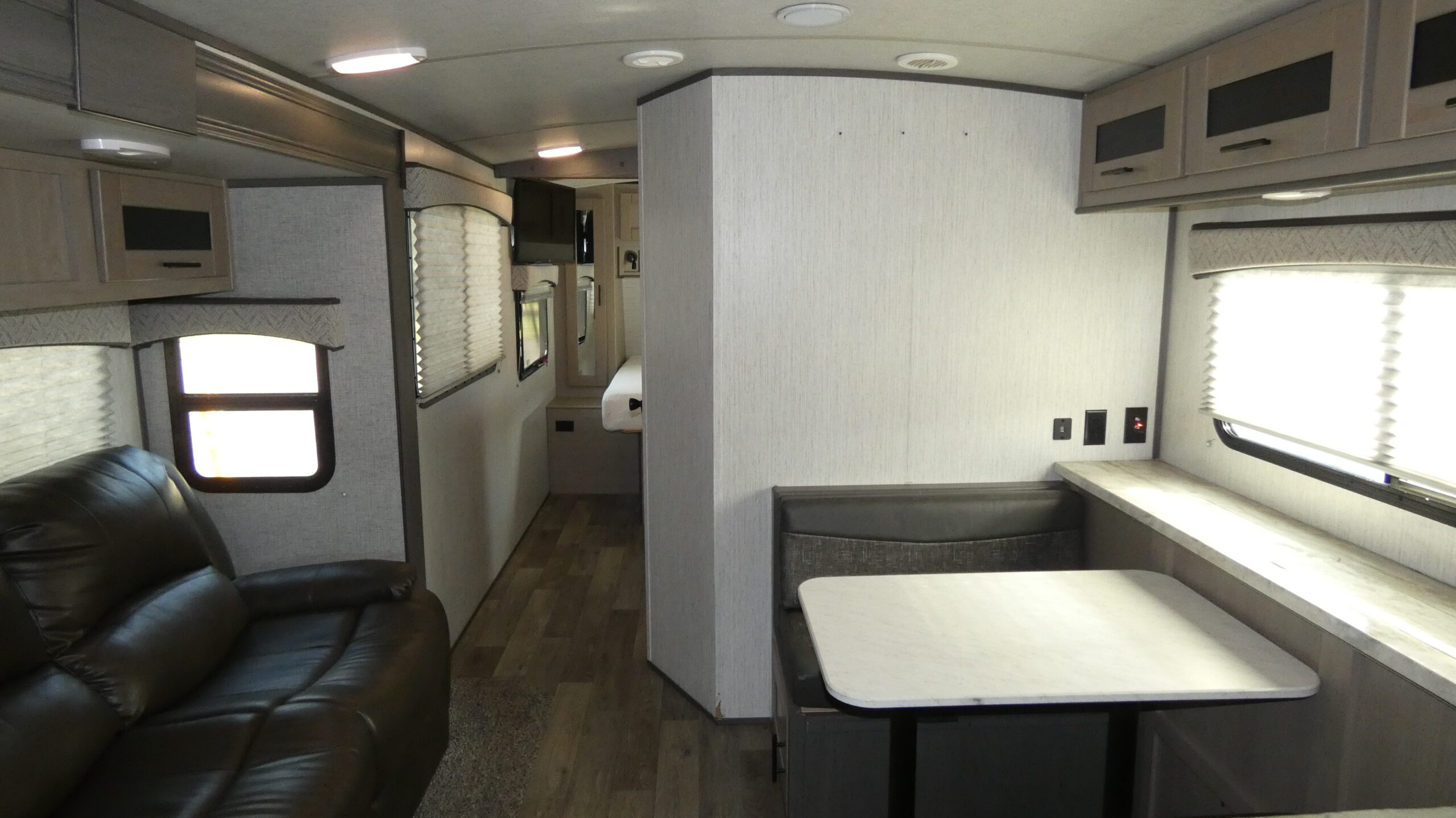 Used 2020 Heartland SUNDANCE ULTRA LITE 242RK for sale in Dover, FL