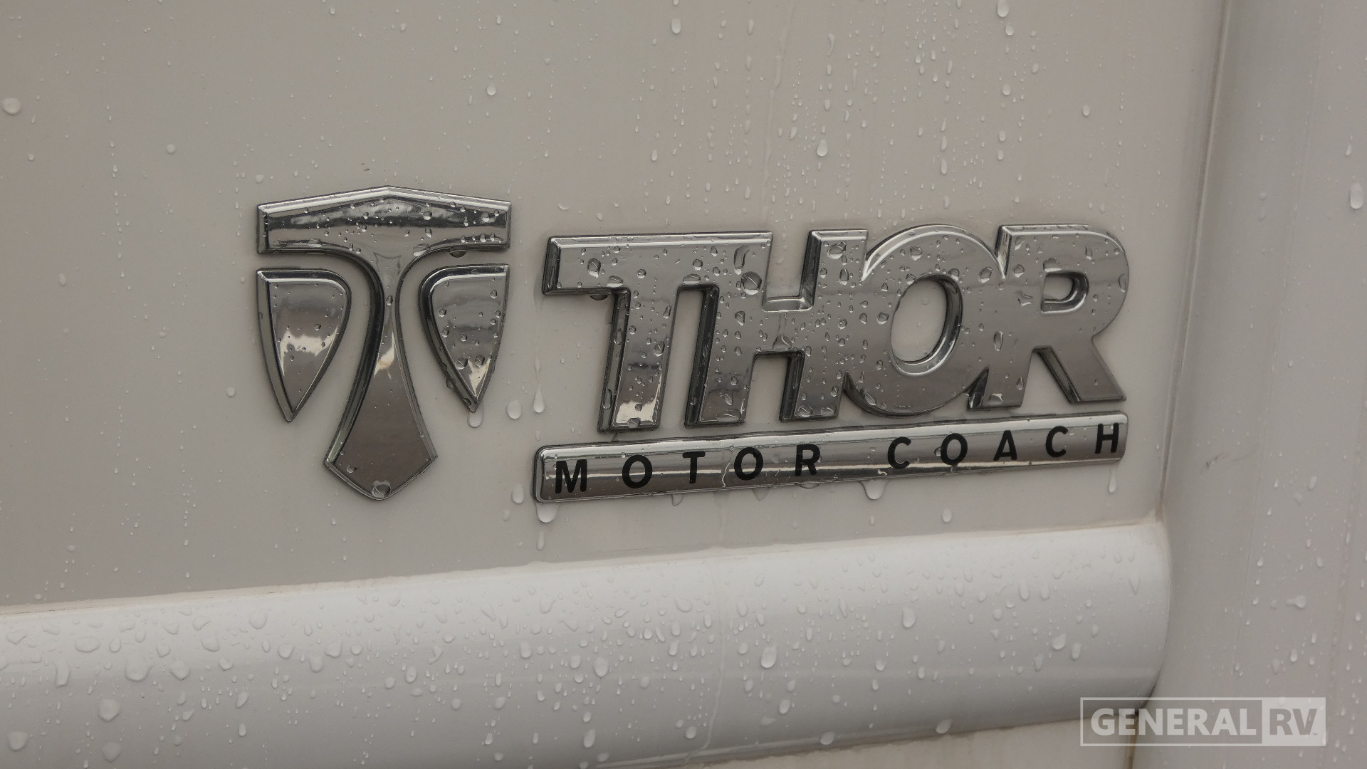 Used 2025 Thor Motor Coach Hurricane 29M for sale in Clarkston, MI