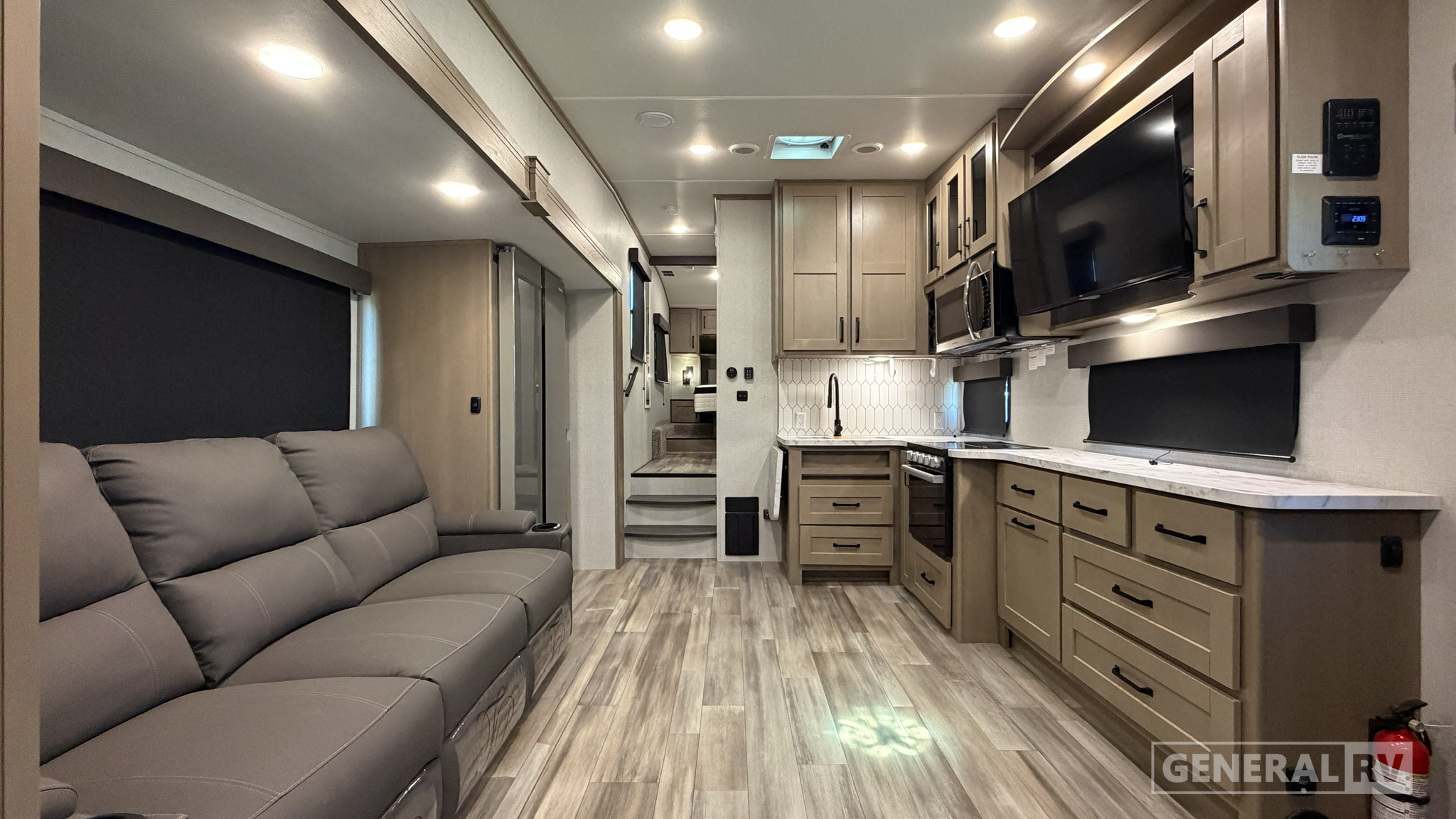 Used 2024 Grand Design Reflection 150 Series 260RD for sale in Wayland, MI